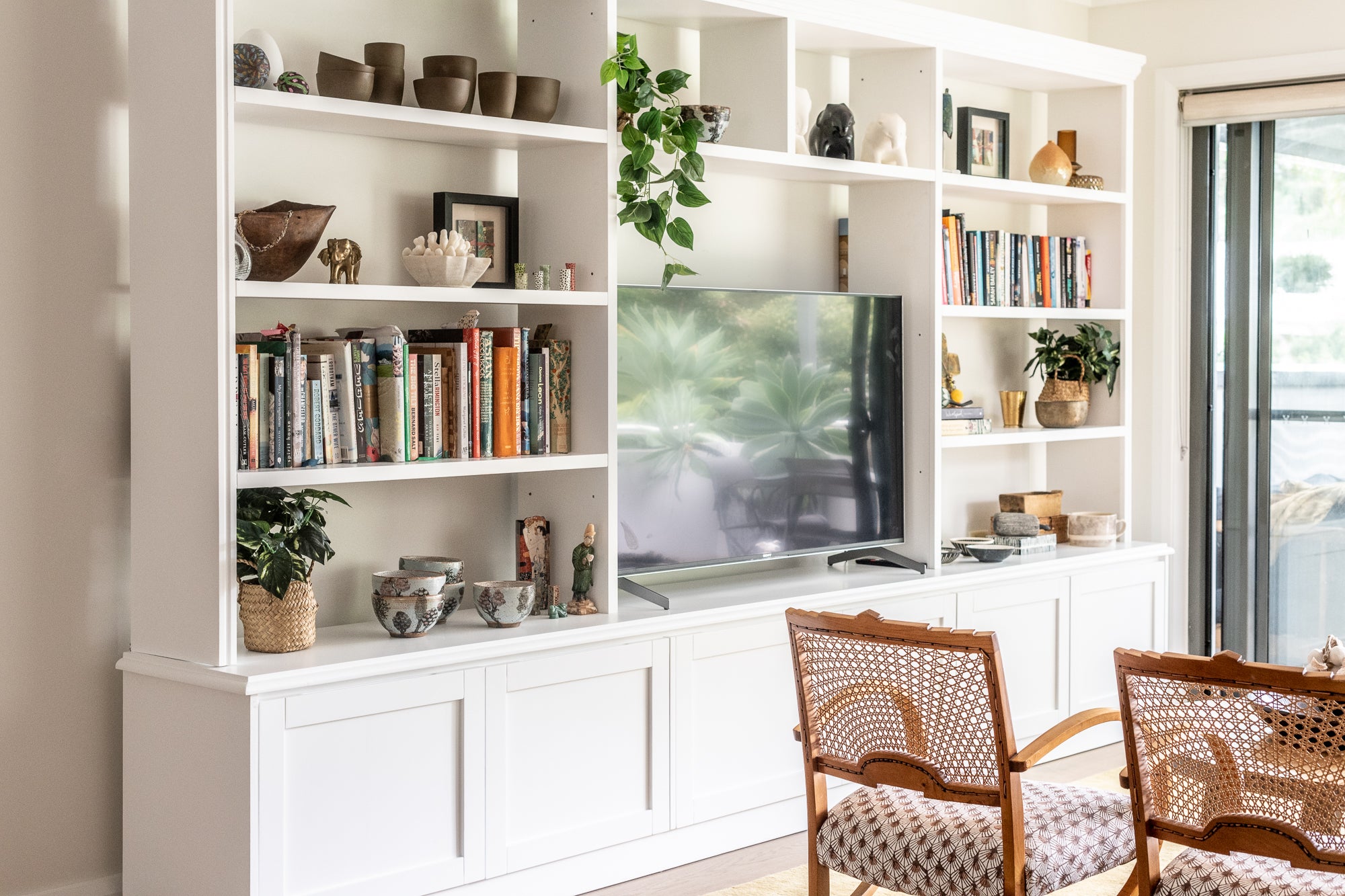 BEACHWOOD - Custom Wall Units & Shelving | Handcrafted Designs | Store ...